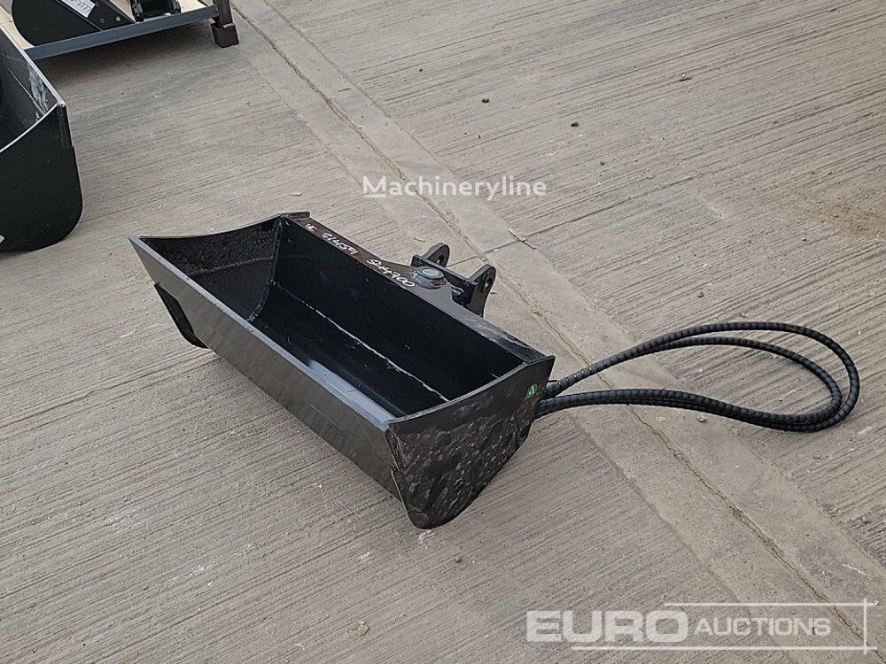 Prodaje se Captok 2026 Captok 24" Hydraulic Tilting Bucket 25mm Pin to suit Excav sejalnu kašiku na aukciji