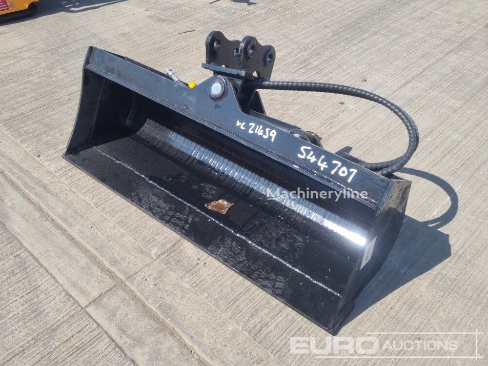 Prodaje se Captok 2026 Captok 40" Hydraulic Tilting Bucket 25mm Pin to suit Excav sejalnu kašiku na aukciji