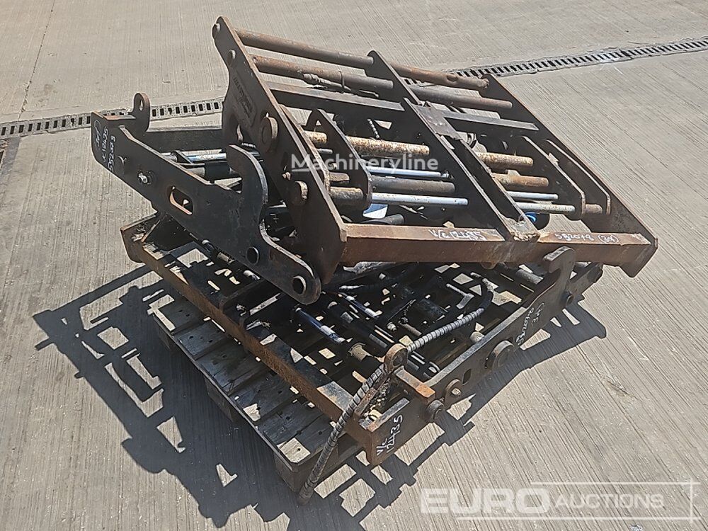 Prodaje se Hydraulic Fork Frame, Fork Positioner (3of) kašiku za prednje utovarivač na aukciji