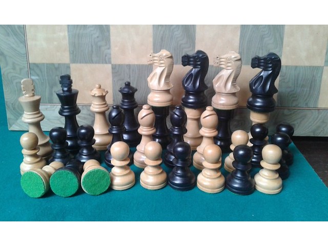 Vrhunske Sahovske Figure Timeless design (Ebonize)