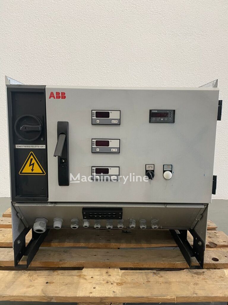 ABB industrijski regulator temperature