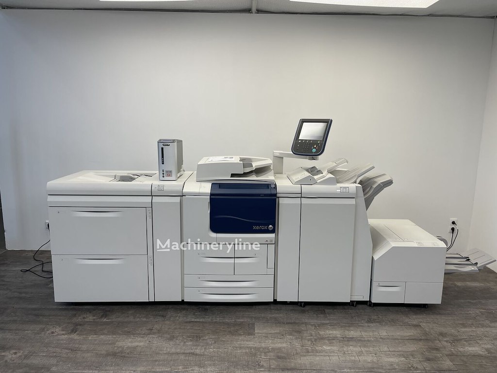 Xerox D110 multifunkcionalni uređaj