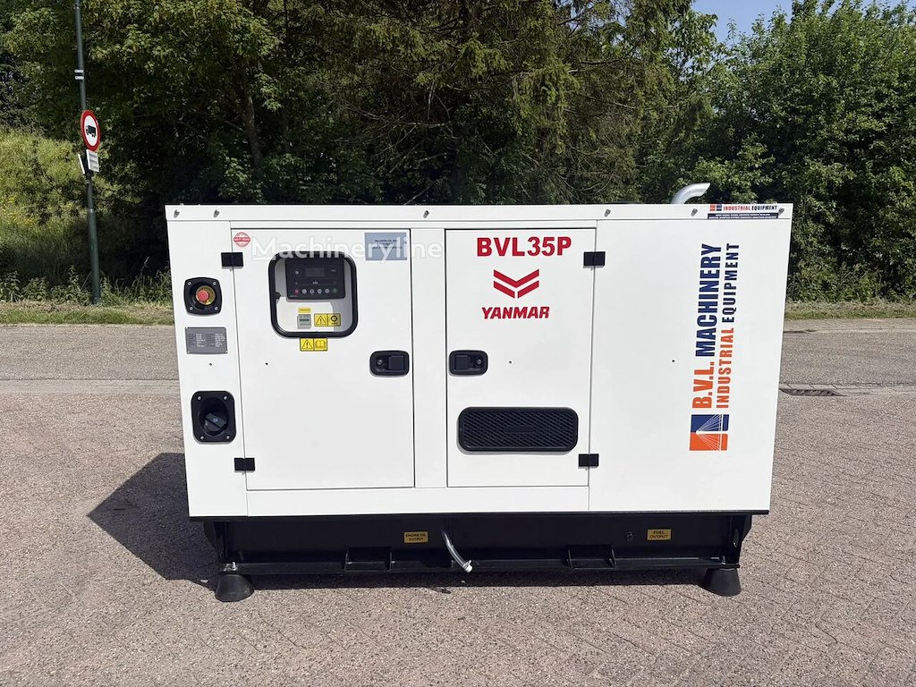 Novi Yanmar 35 kVA Yanmar Mecc Alte aggregaat generatorset New! diesel generator