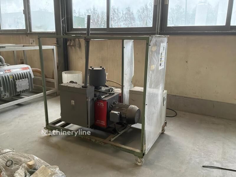 Edwards E1M275 industrijska pumpa