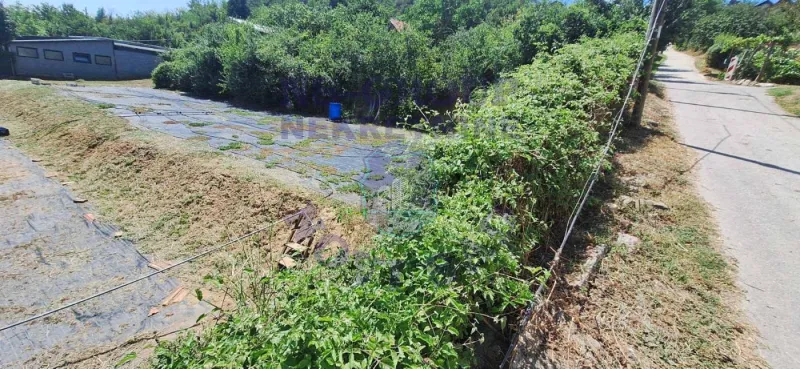plac na prodaju Sremska Kamenica 696m2 574732