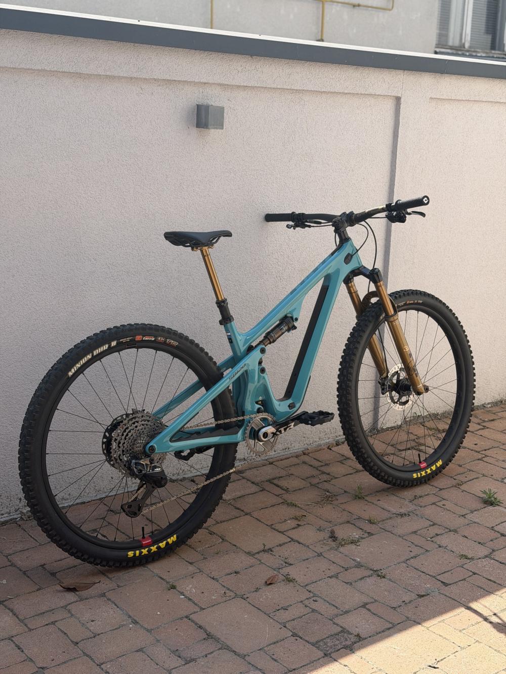YETI SB120 custom build M velicina