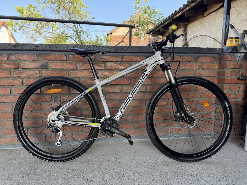 Genesis Impact 5.8 3x9 (M) 29er - Hidraulika