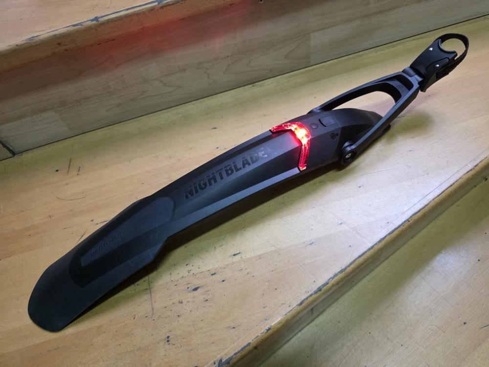 Sks nightblade 29er sa led svetlom branik kao nov