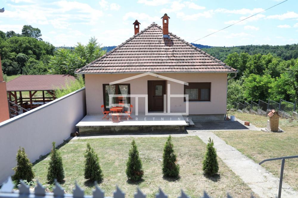 Uknjižena kuća na Kosmaju, Prodaja! ID#1595
129.900 €