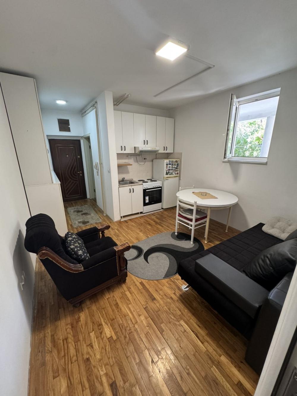 +Vračar-Južni bulevar-VN 091 ID#91
500 €