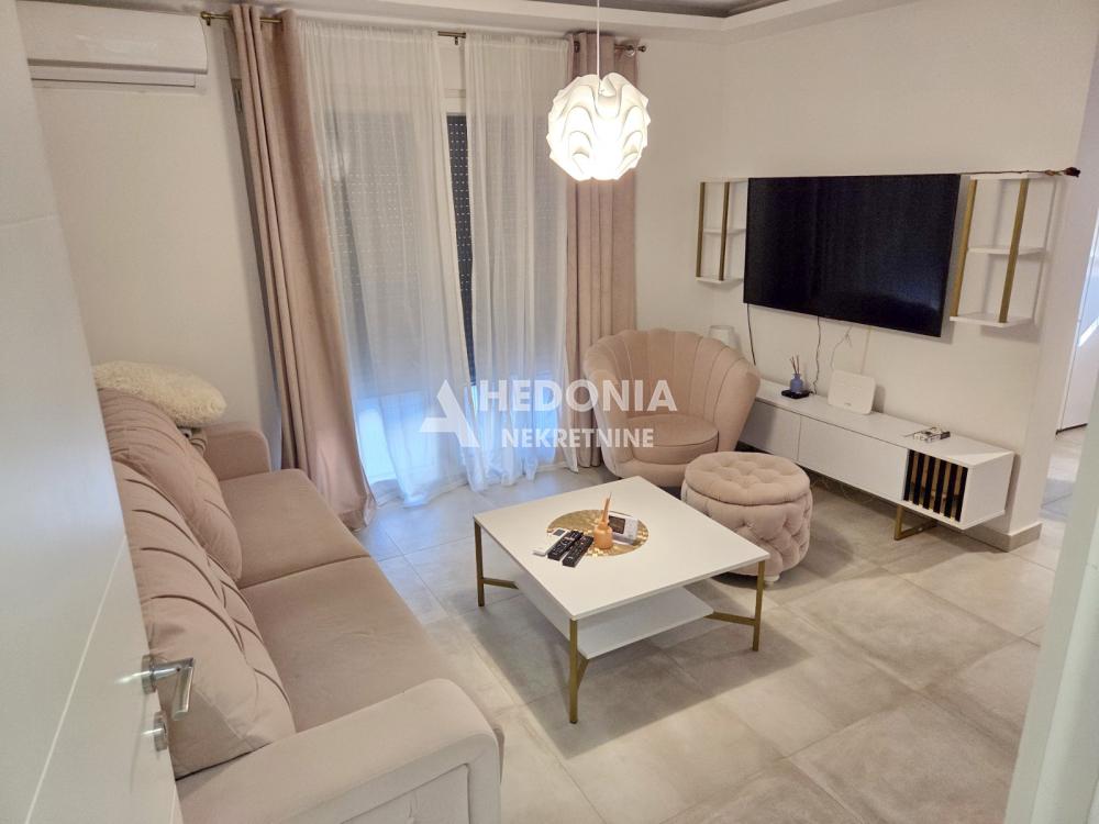 Nova Pazova, izdavanje, 3.0, nov, lux, namešten ID#10582
400 €