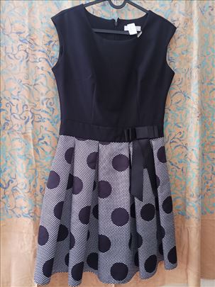 Haljina vel 40 odgovara M