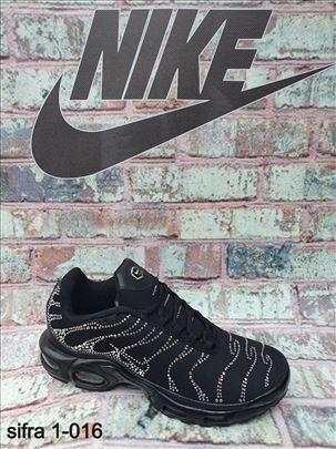 NIKE Patike Air Max Plus Swarovski