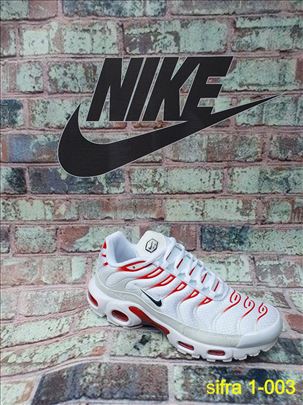 Nike Air Max Plus Pure Platinum University Red