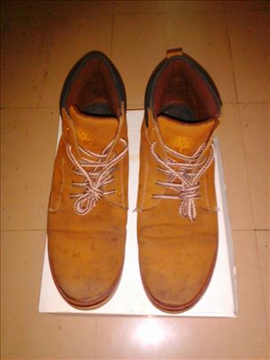 Cipele/čizme unisex broj 42