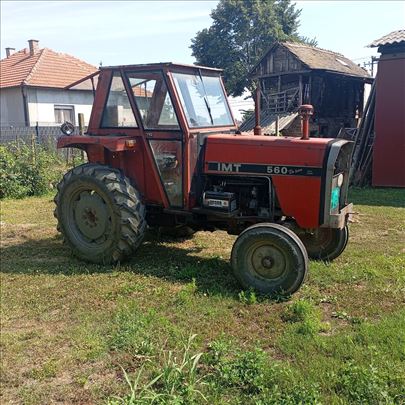 na prodaju traktor sa priklju[nim ma[inama