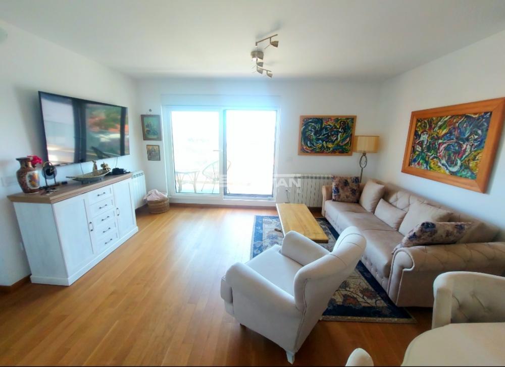 Dušanovac, sa prelepim pogledom
239.500 €