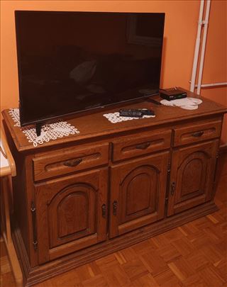 Retro nameštaj od punog drveta