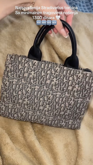 Stradivarius torbica