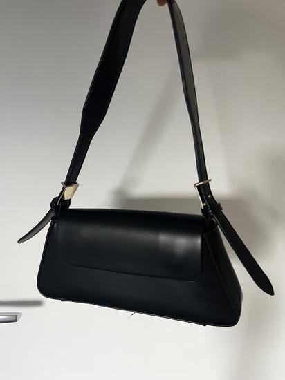 Zara torbica / snizeno