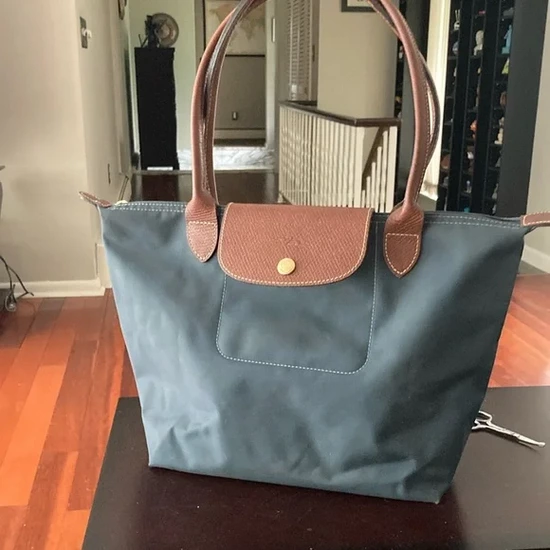 Longchamp