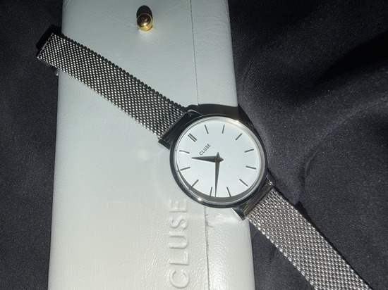 Cluse Minuit zenski sat *Novo*