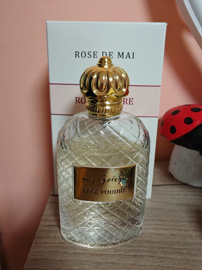 rose poudre