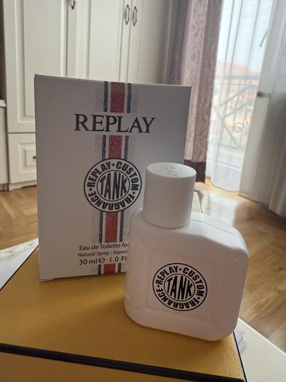 Replay parfem