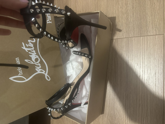 Christian Louboutin So Me