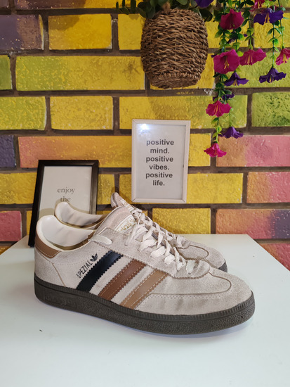Original Adidas Spezial patike broj 37