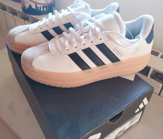 Adidas zenske patike PROMO CENA