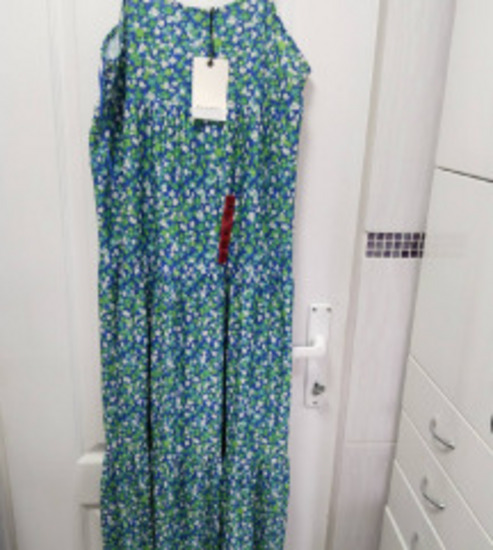 Haljina sa etikrtom Pull&Bear snizeno