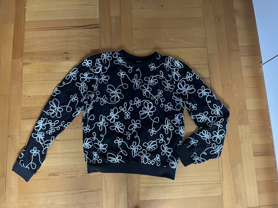 Reserved bluza iz mog ormara