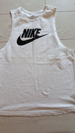 Nike majica L