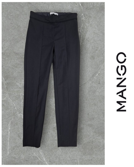 **MANGO zenske pantalone XS kao nove**