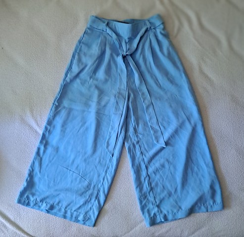 Plave Kapri Pantalone