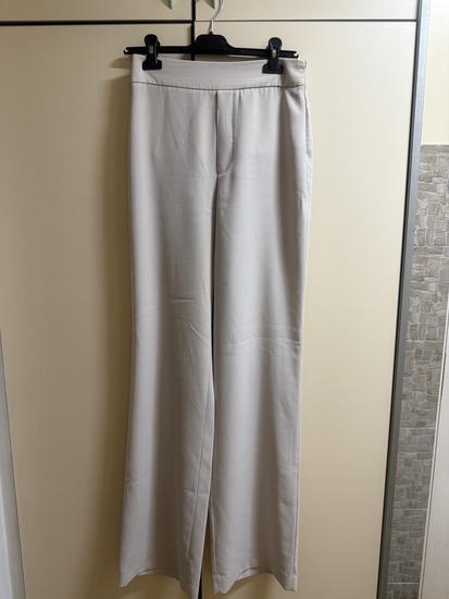 Zara pantalone
