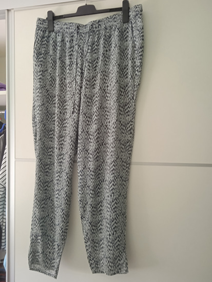 S'Oliver viskozne pantalone 46
