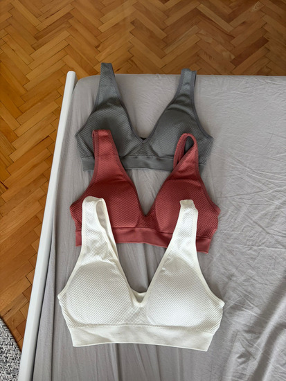 PRIMARK 3 brusa sa punjenjem EU34/36 NOVI SNIŽENI