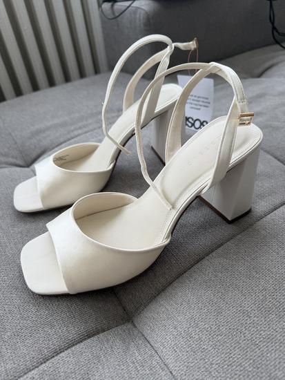 Asos bele sandale