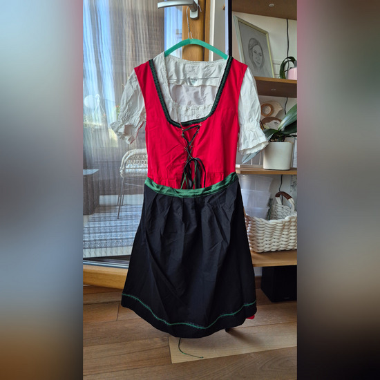 Tradicionalni octoberfest dirndl komplet
