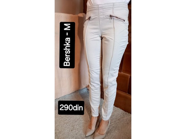 Bershka ženske pantalone bele M/38