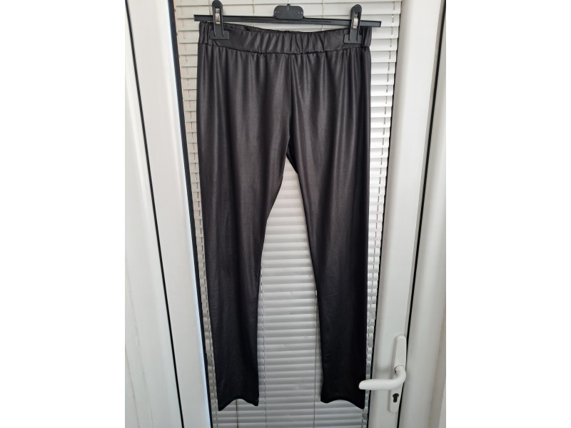 Atraktivne eko-koza helanke vel L XL