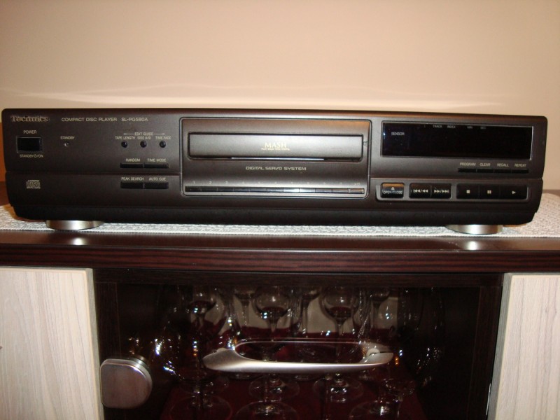 Technics SL-PG580A CD Player