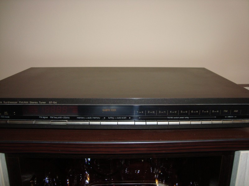 Technics - Tuner - ST-S4