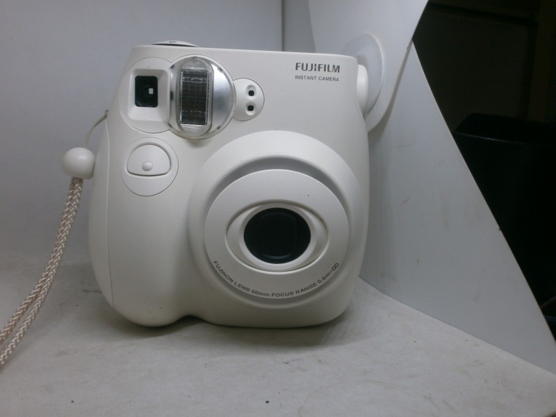 Fujifilm Instax Mini 7S Instant Camera