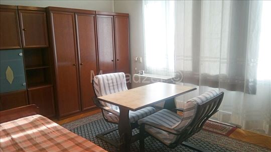 Gornji grad, 3.0 94m2 1/3 bez lifta, terase i lođa