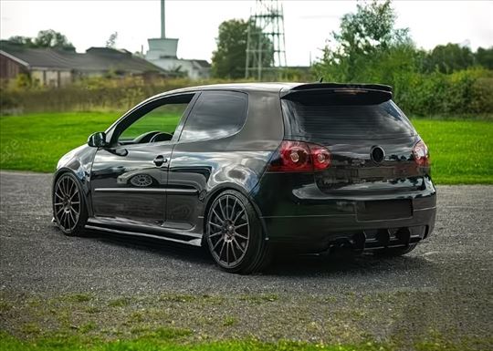 Spojler za Golf 5 novo