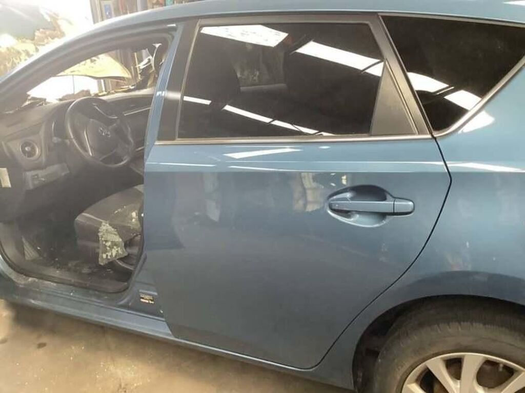 POLUSTRANICA ZA TOYOTA AURIS OD 2013. DO 2018. GOD. | Svi delovi za