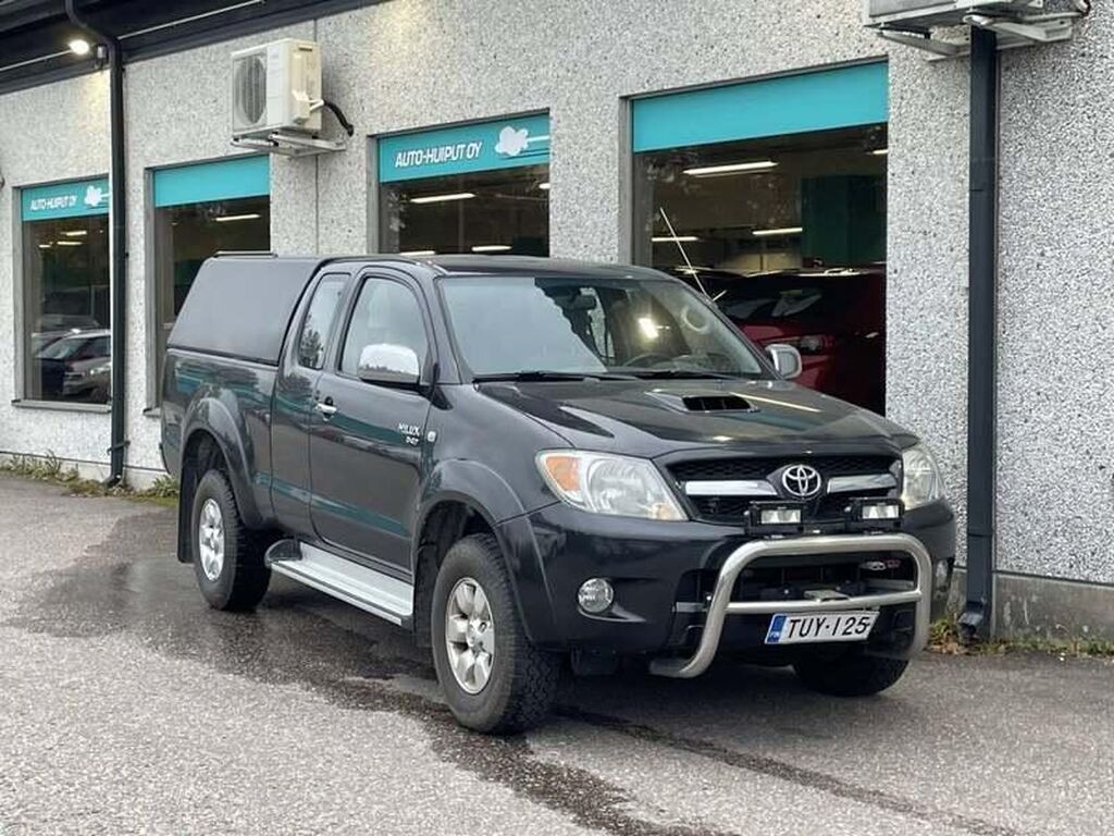 PRAGOVI ZA TOYOTA HILUX OD 2006. DO 2023. GOD. | Svi delovi za